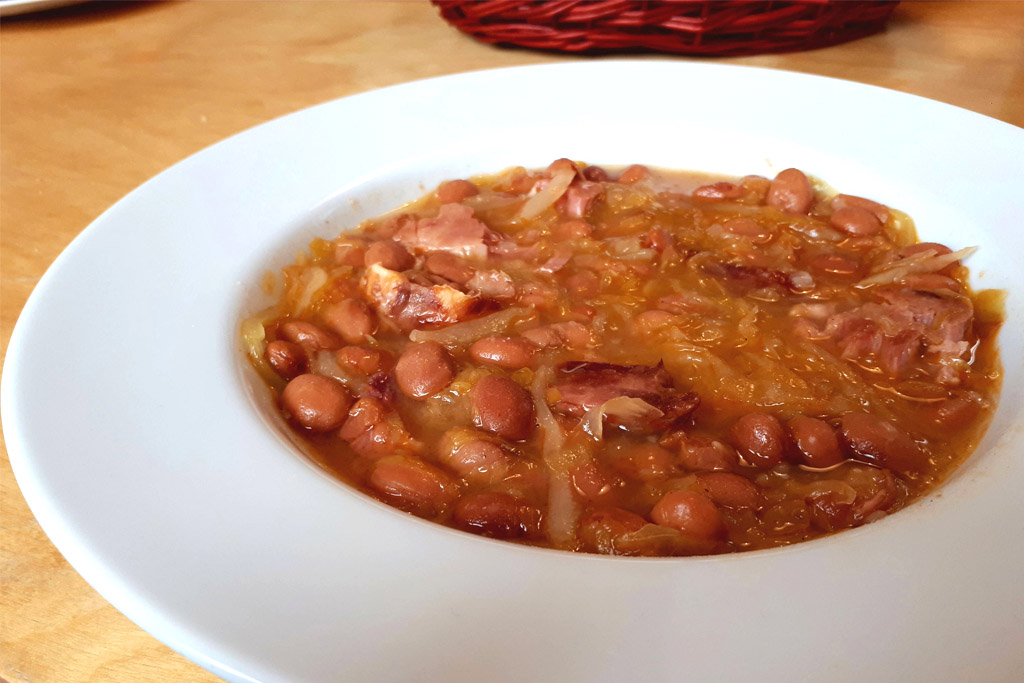 Croatian Cabbage and Beans Stew