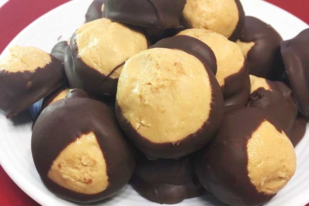 Easy Buckeye Recipe - Masters of Kitchen