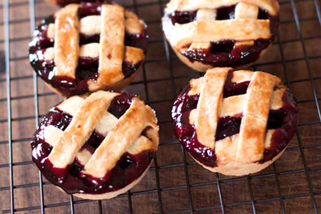 Mini Cherry Pie Bites