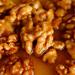 5 Minute Caramel Walnuts Recipe – Masters of Kitchen – Recipes